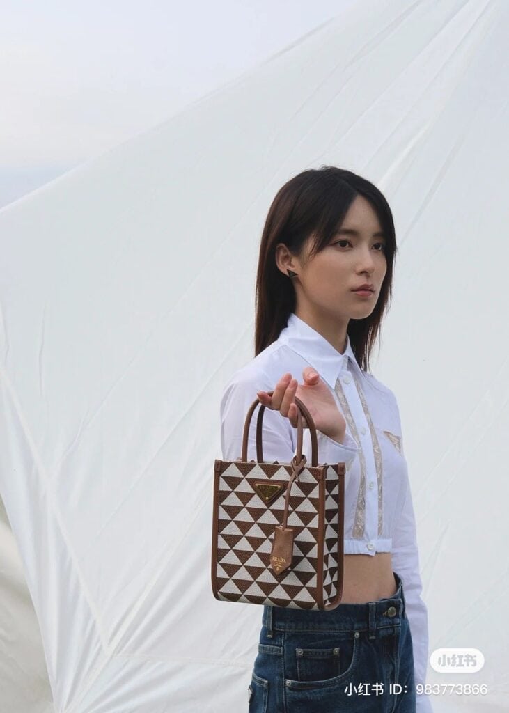 Potret Li Yifeng, Sun Anke & Fan Shiran Untuk Prada » Selebriti ...